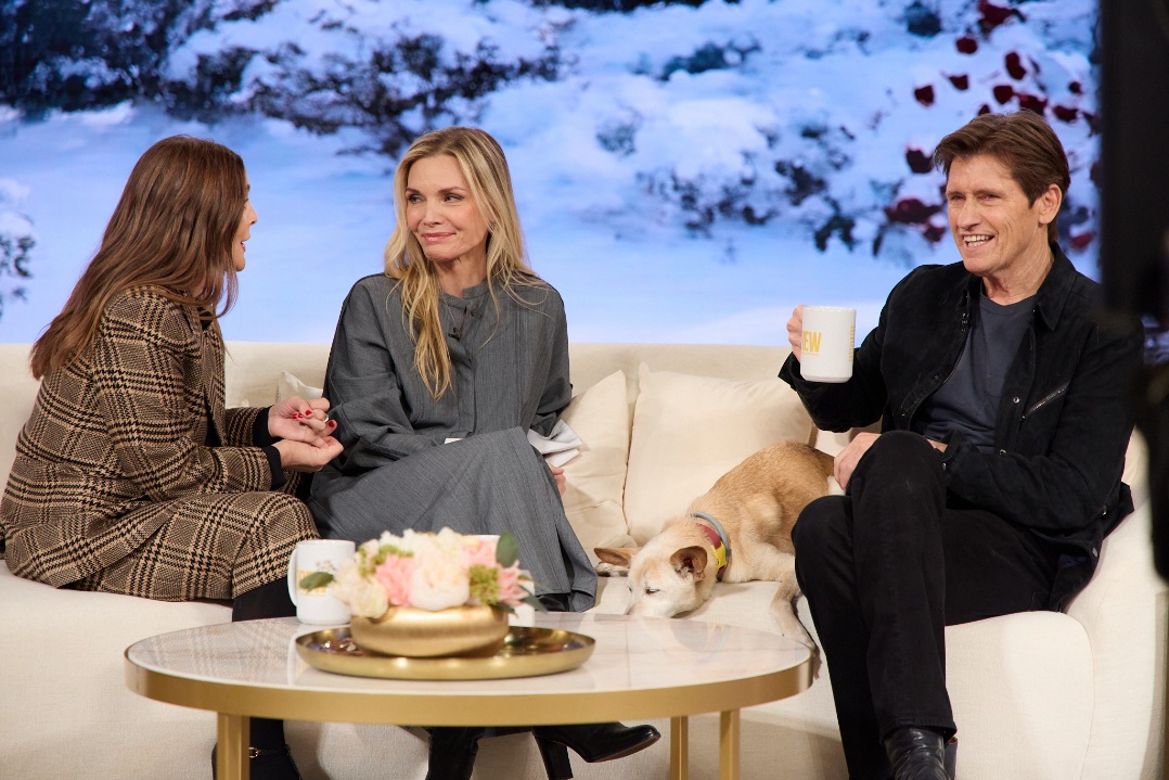 Paramount Press Express | The Drew Barrymore Show: “Oh What Fun” Stars ...