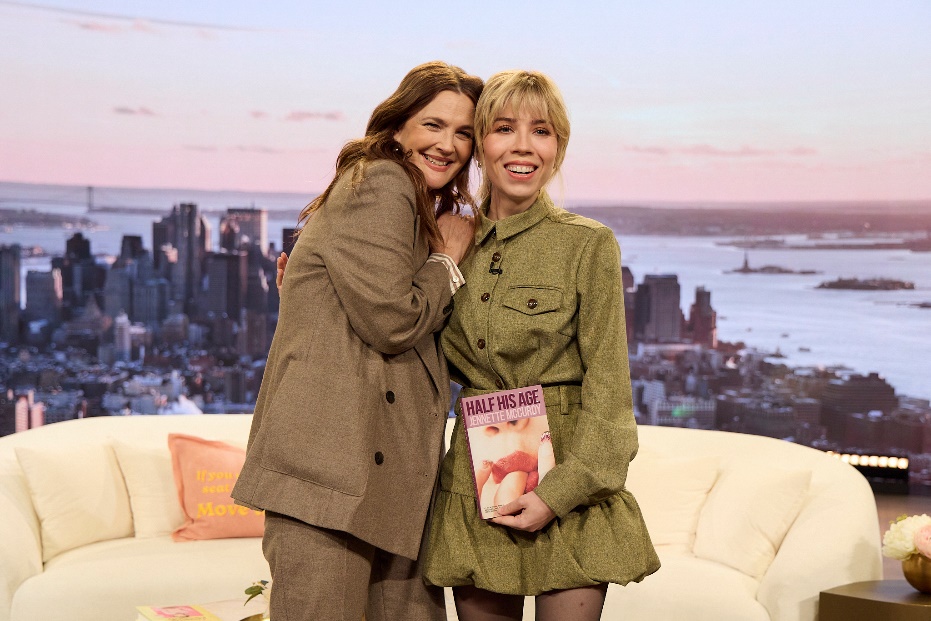 Paramount Press Express | The Drew Barrymore Show: Magic Mike Live ...