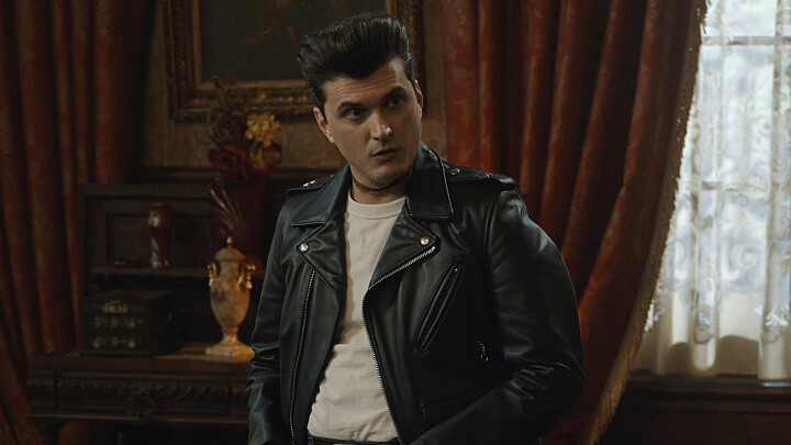 Paramount Press Express | CBS Entertainment | Ghosts | Ghosts | Video ...